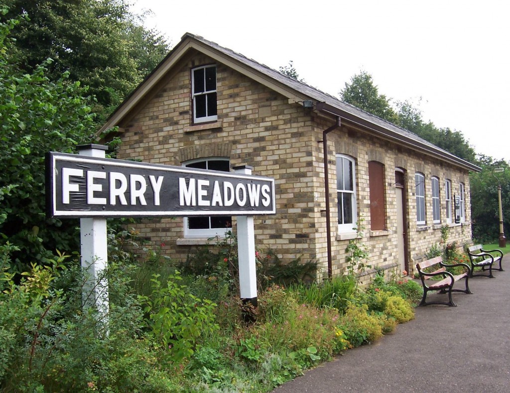 Ferry Meadows Santa Special Trains | Local Events | What's on ...